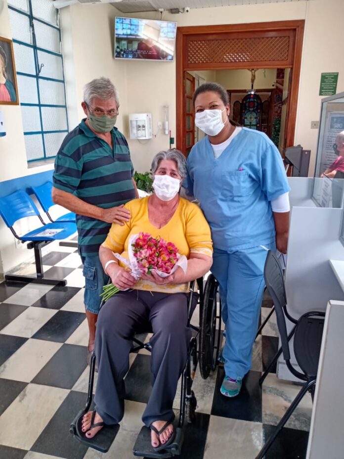 Com direito a homenagem surpresa, Hospital São Vicente encerra semana ...
